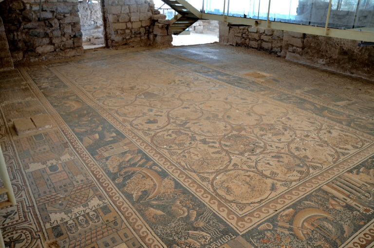 ウム・エル-ラサス（キャストロ・メファ） | アジア, ヨルダン | 世界遺産ガイド